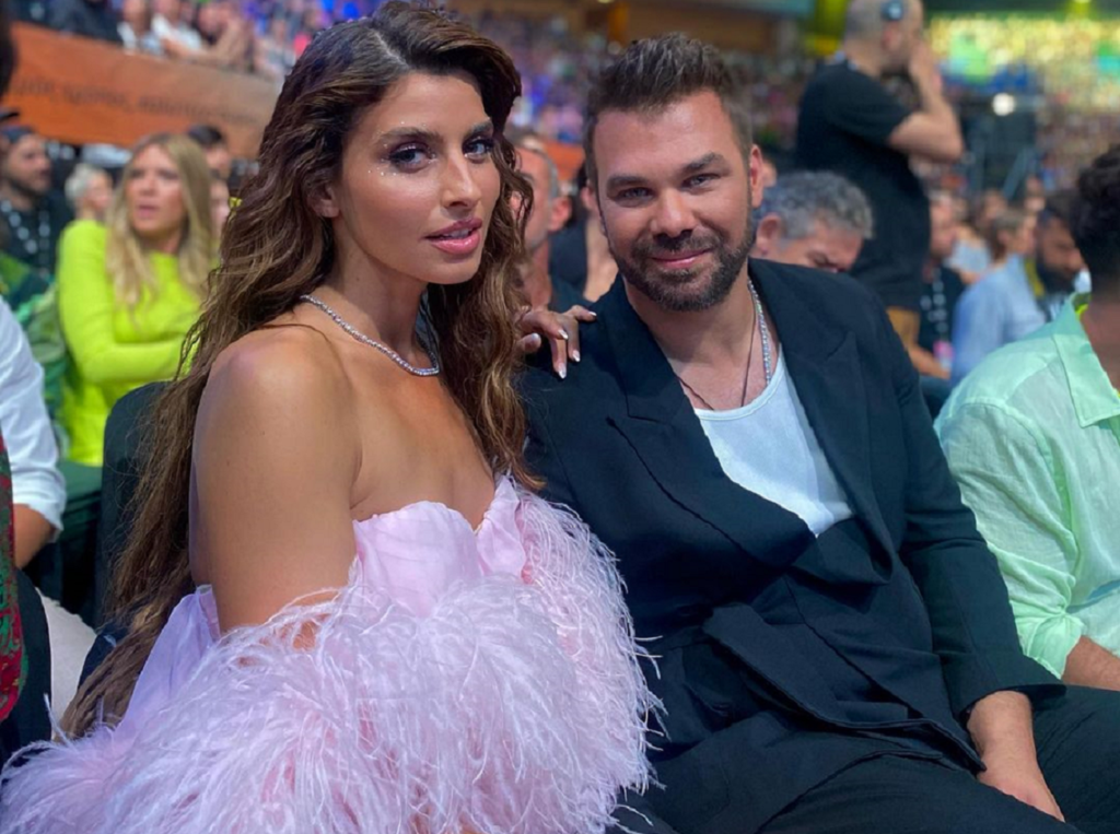 Η σπάνια και τρυφερή ανάρτηση της Ιωάννας Σαρρή για την ονομαστική του ...