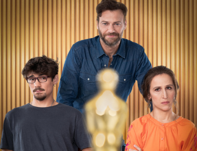 “Ulster American” του Ντέιβιντ Άιρλαντ σε σκηνοθεσία Μανώλη Δούνια στο ...